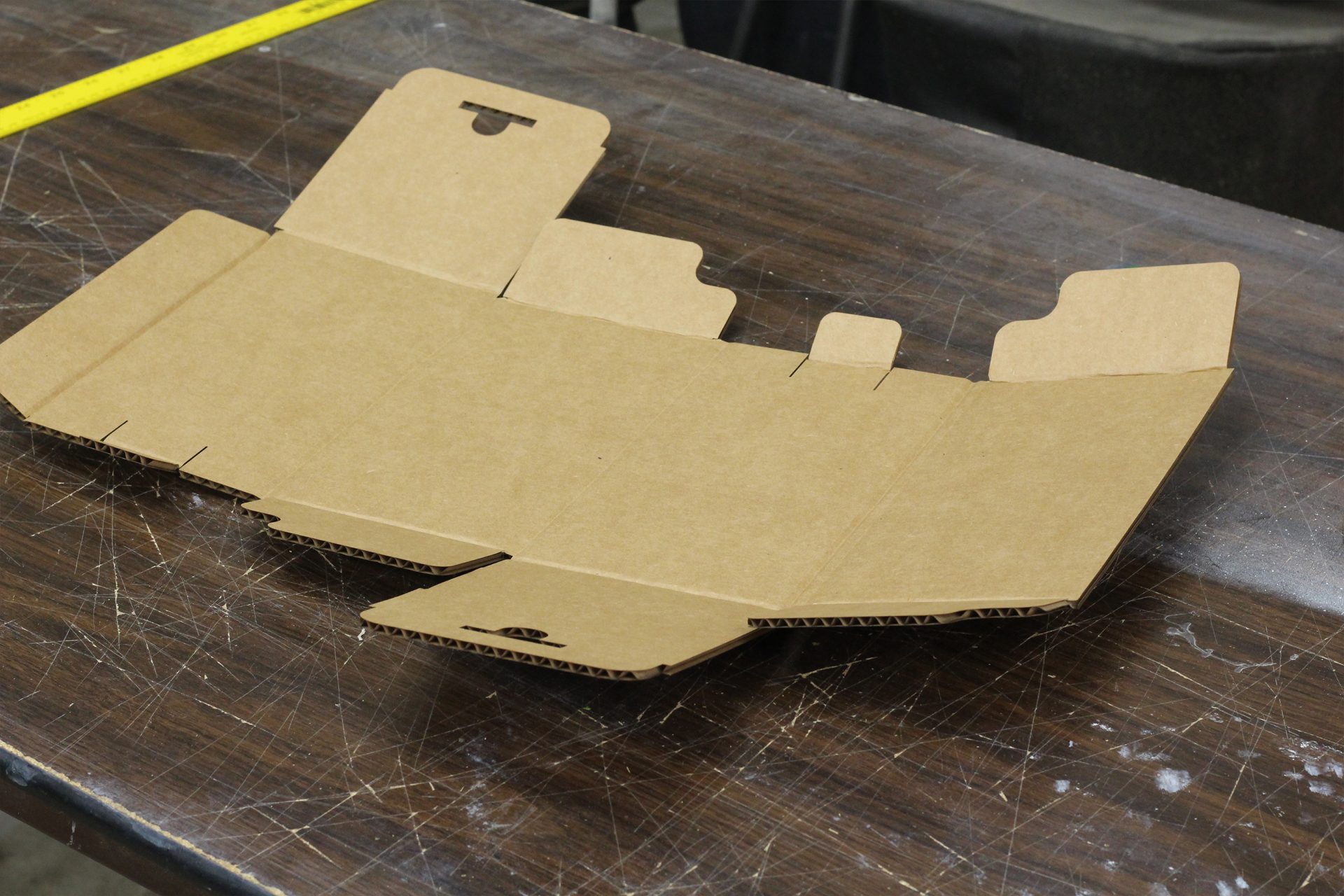 Custom Size Cardboard Boxes Cutting Paths